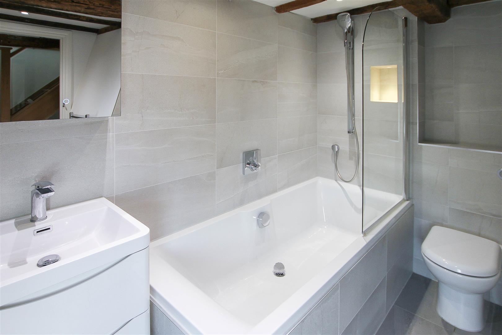 ** SIGNATURE HOMES ** Nine Ashes Road, Nine Ashes, Ingatestone - Keith ...